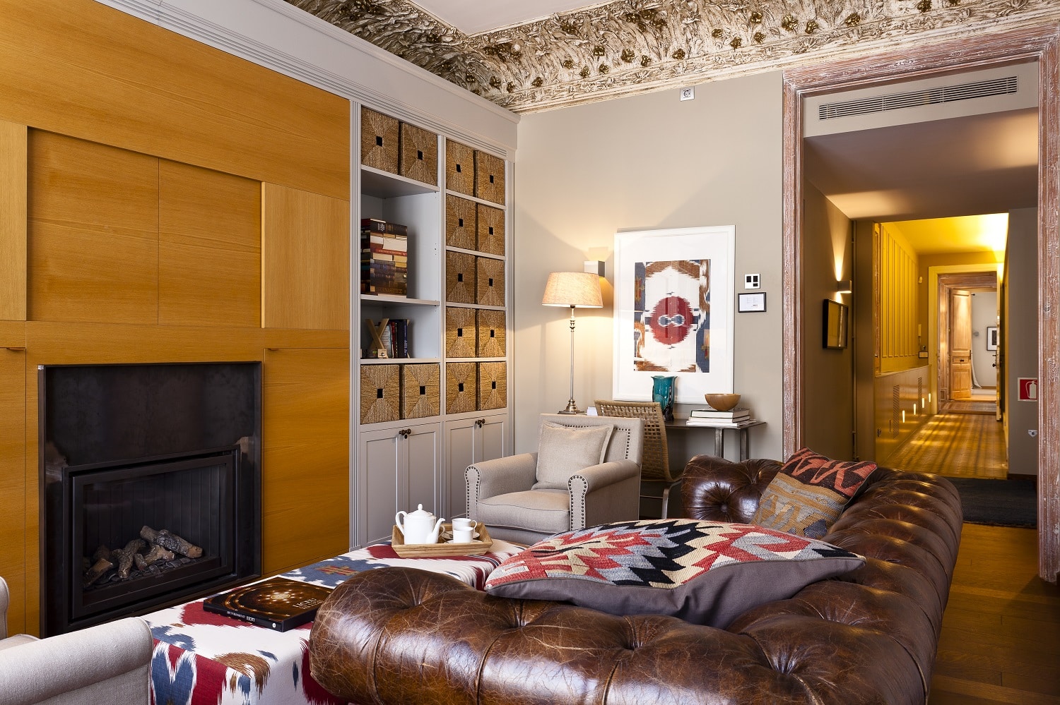 Barcelona Residence 01 — Guests: 6 / Bdr: 2 / Bth: 2 - Arts and Leisure