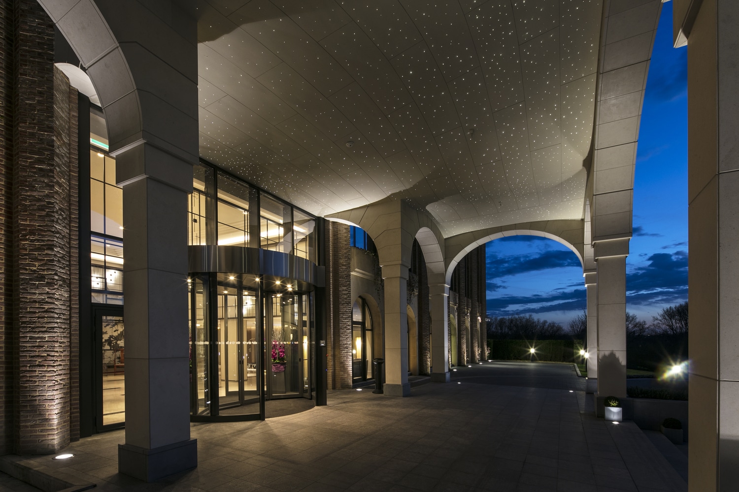 Tangla - Arts and Leisure